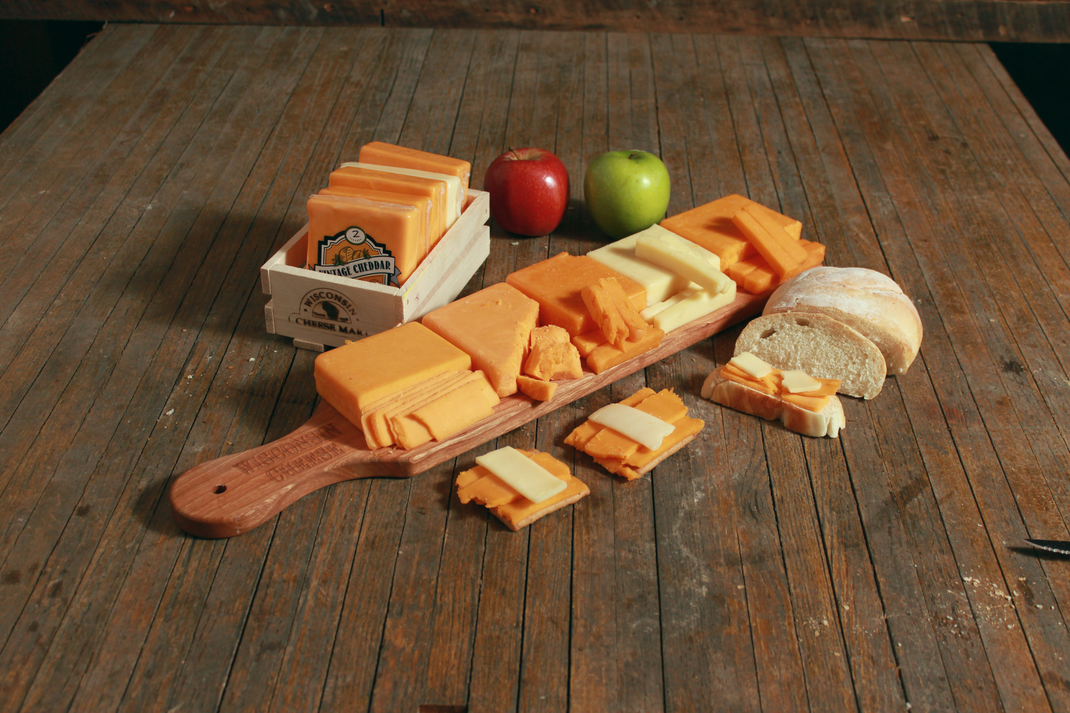 Cheddar Cheese – Wisconsin Cheese Mart