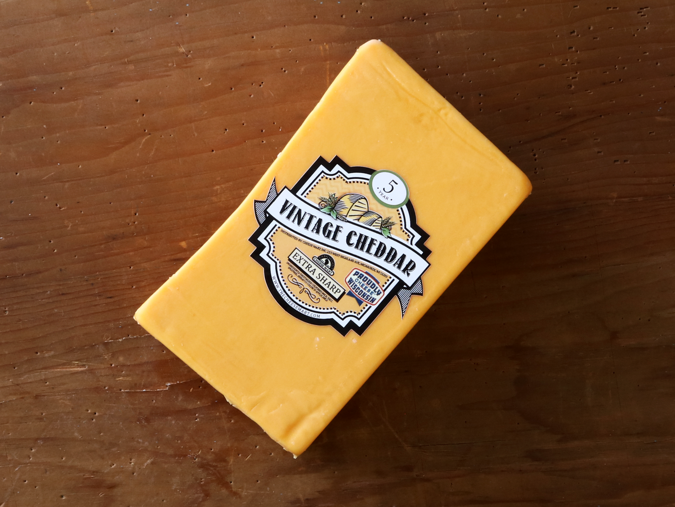 5 Year Aged Cheddar – Wisconsin Cheese Mart