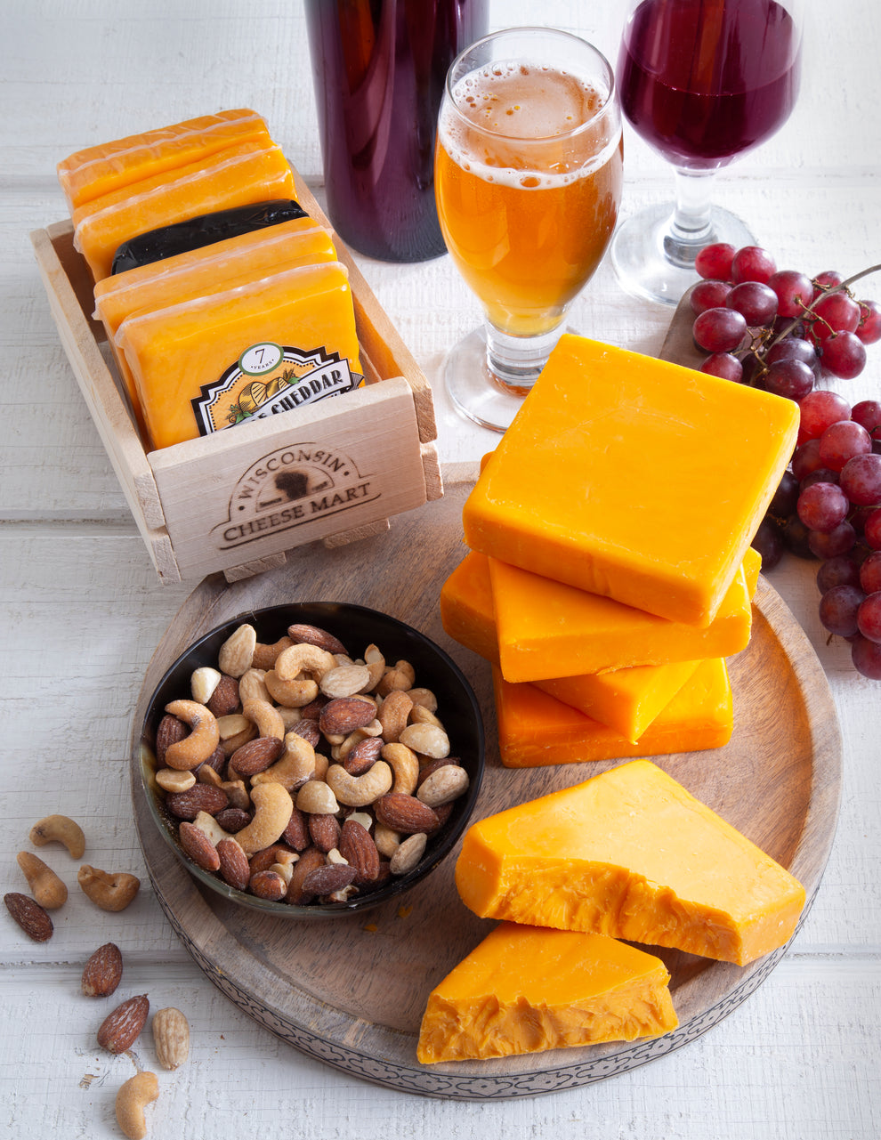 Cheddar Flight Gift Crate – Wisconsin Cheese Mart