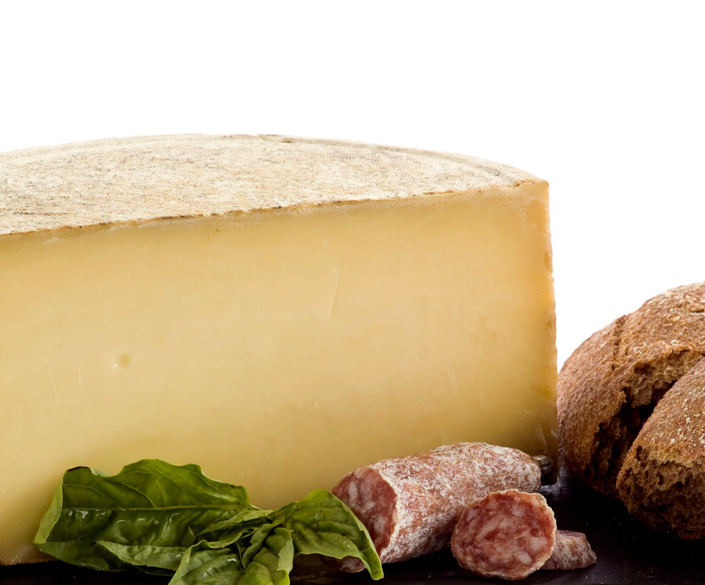 Cheddar Cave Aged – Wisconsin Cheese Mart
